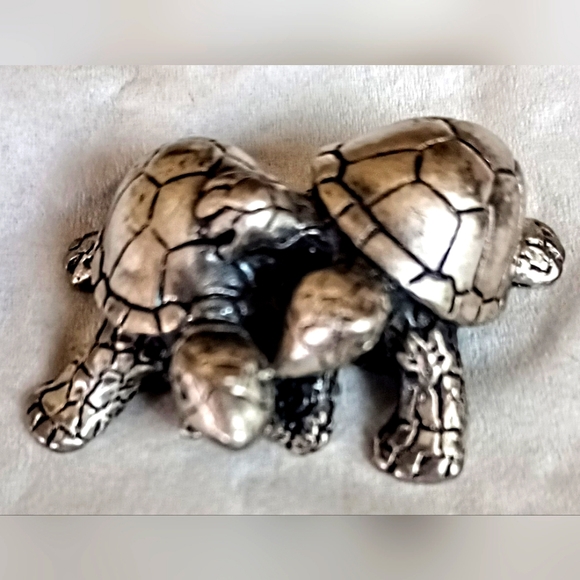 Art | Kissing Turtles Pewter Figurine 15 X 12 | Poshmark